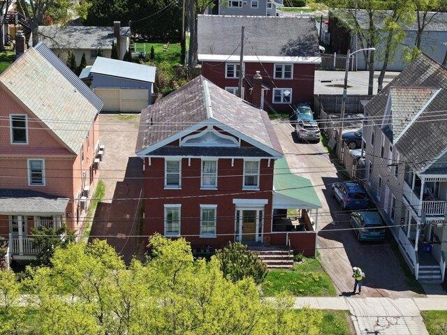 10 bedroom, Burlington VT 05401 104112374
