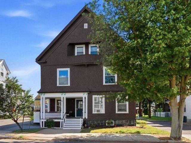 10 bedroom, Beverly MA 01915 104921698