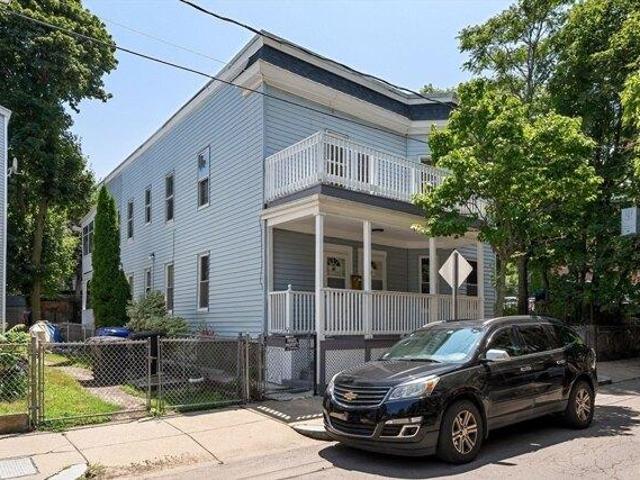 10 bedroom, Boston MA 02125 104946655