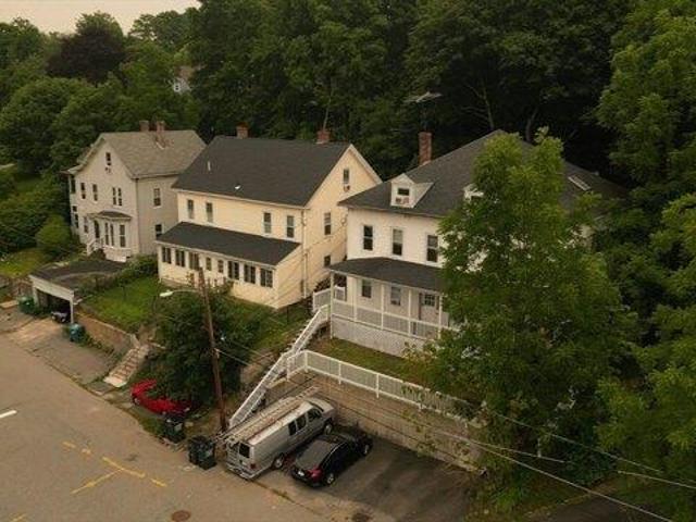 10 bedroom, Clinton MA 01510 105041089