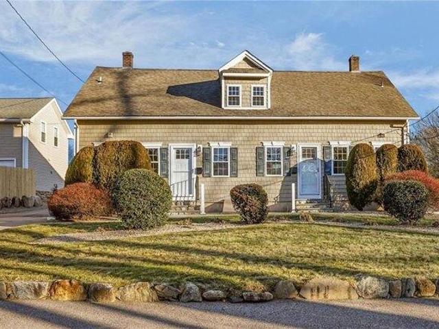 10 bedroom, Coventry RI 02816 102156527