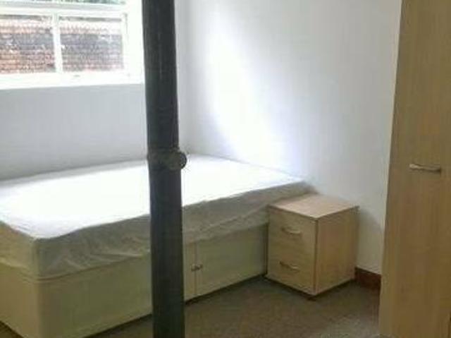10 bedroom detached house for rent in Smithdown Road Liverpool L15