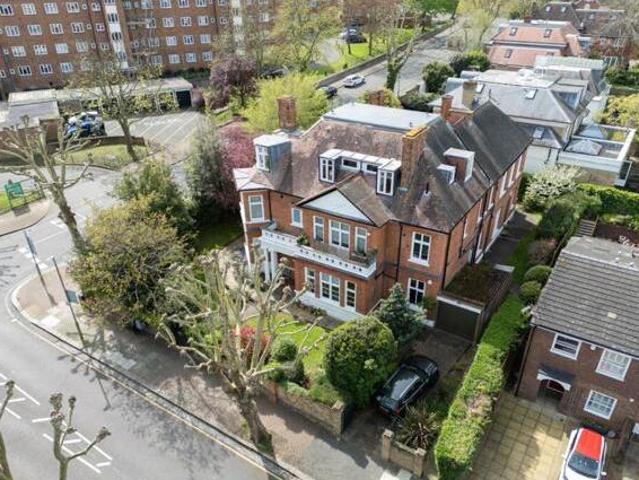 10 Bedroom Detached House For Sale In London