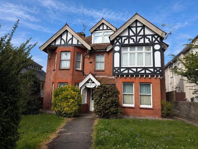 10 bedroom detached house for sale