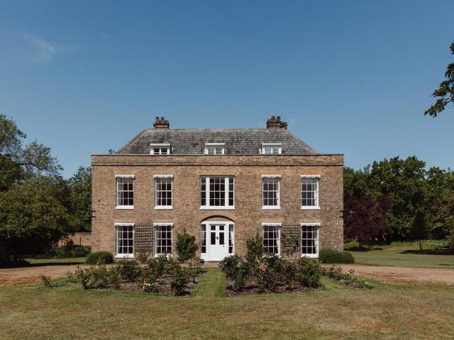 10 bedroom detached house for sale