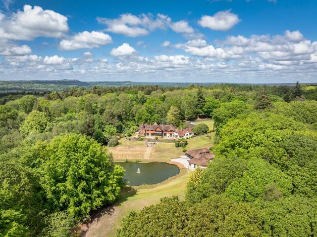 10 bedroom detached house for sale