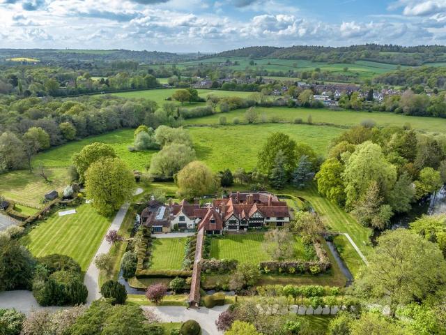 10 bedroom detached house for sale