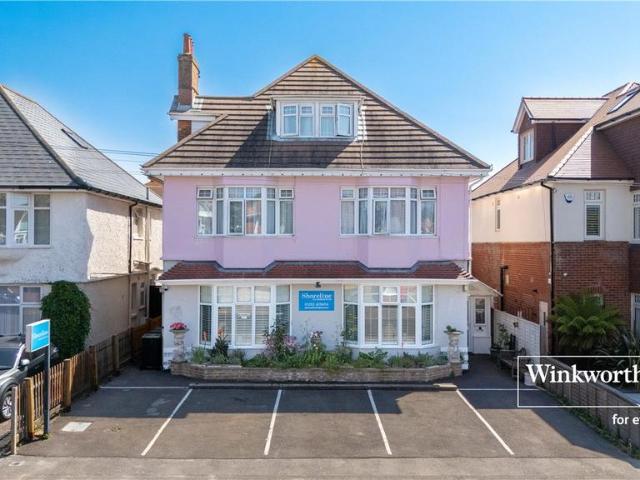 10 bedroom detached house for sale