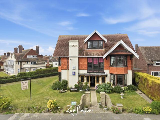 10 bedroom detached house for sale