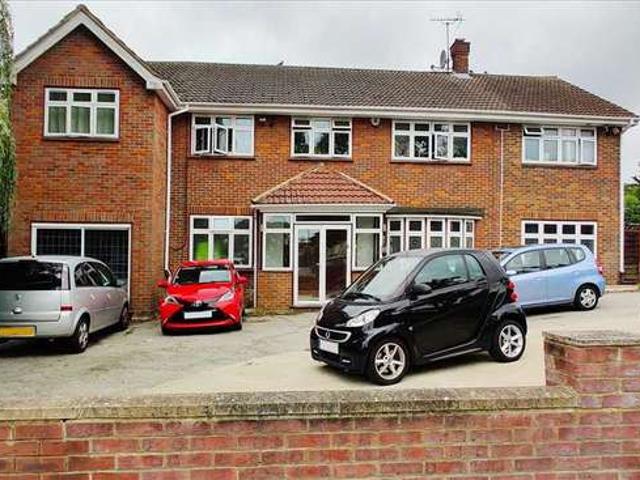 10 Bedroom Detached House