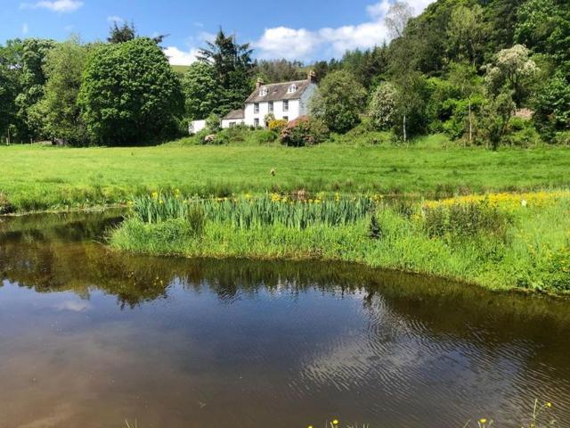 10 bedroom farm house for sale