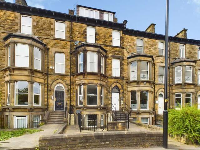 10 Bedroom Flat