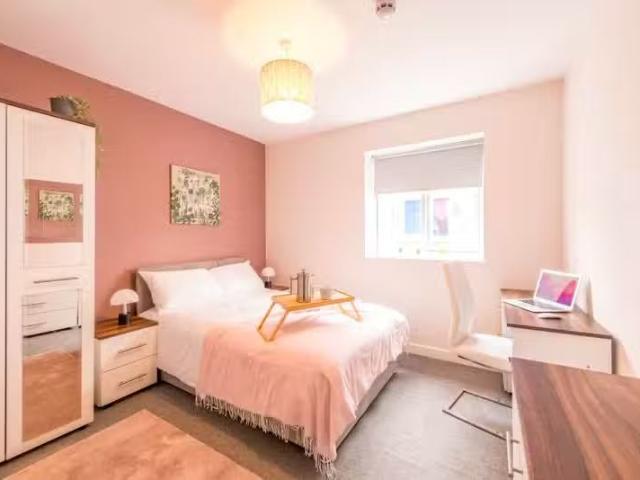 10 bedroom house of multiple occupation for rent in Filton Ave.