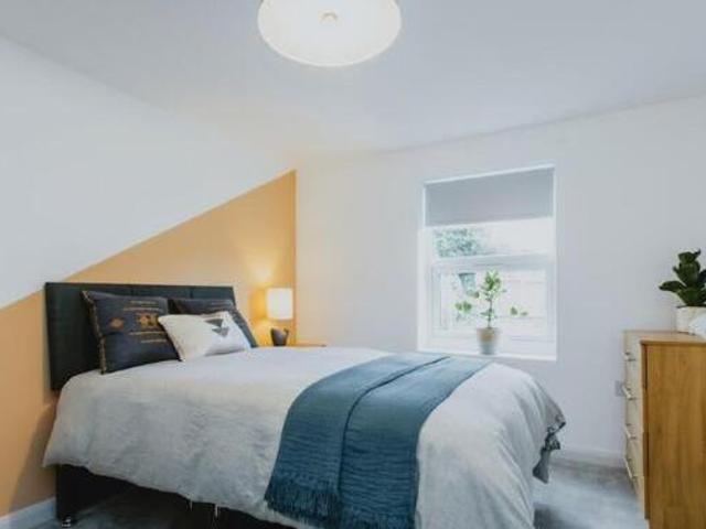 10 Bedroom House Of Multiple Occupation For Rent In Warwick, Warwickshire