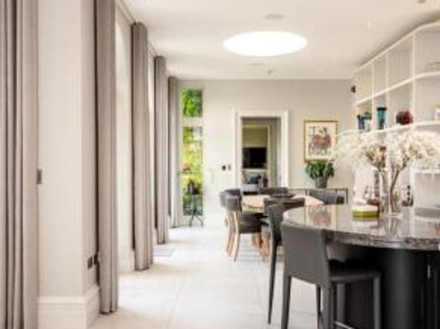 10 bedroom house for sale in Hurlingham Lodge, SW6