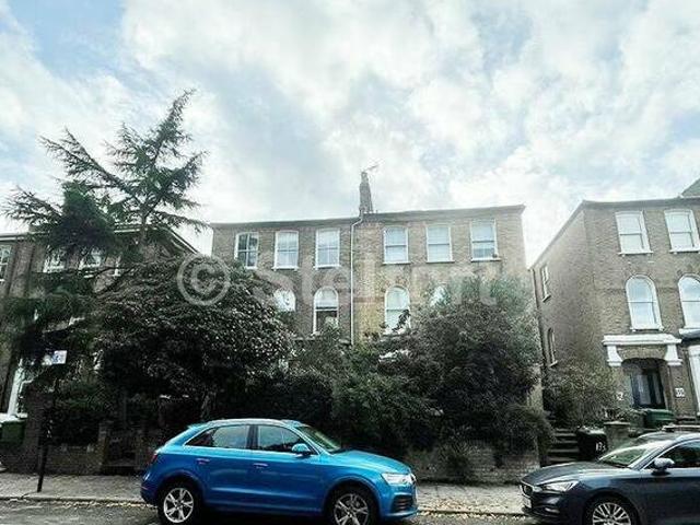 10 bedroom house share for rent in Brecknock Road London N19
