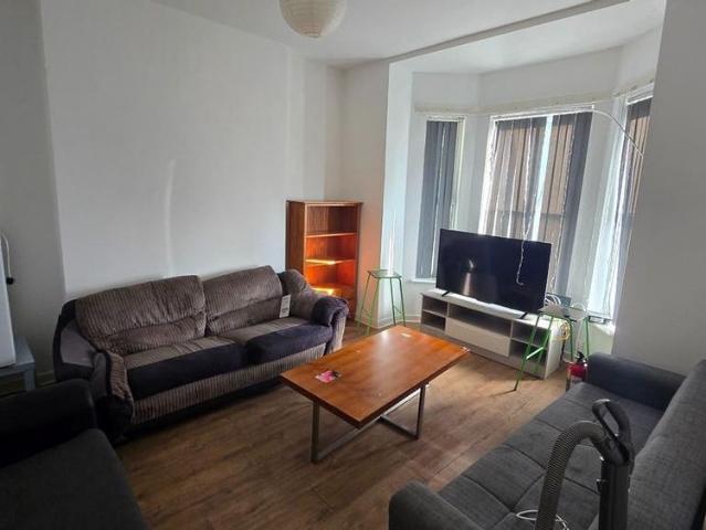 10 bedroom house share to rent
