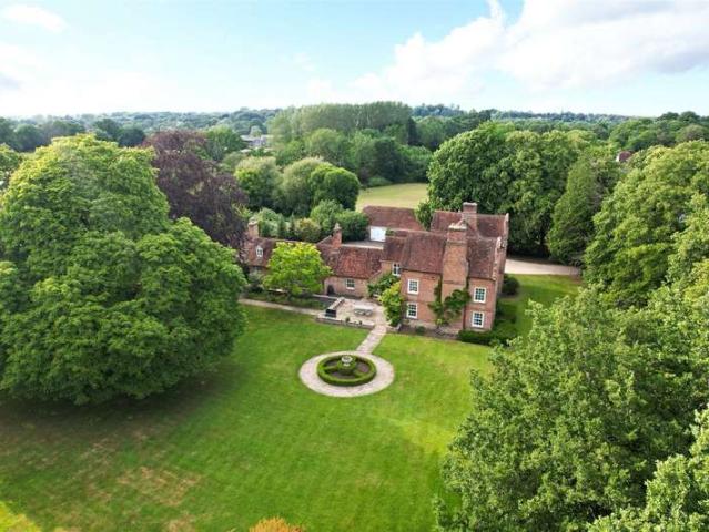 10 Bedroom House
