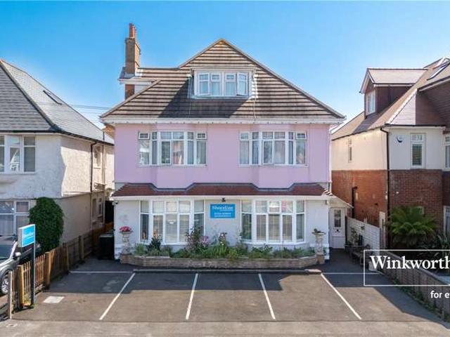 10 Bedroom House