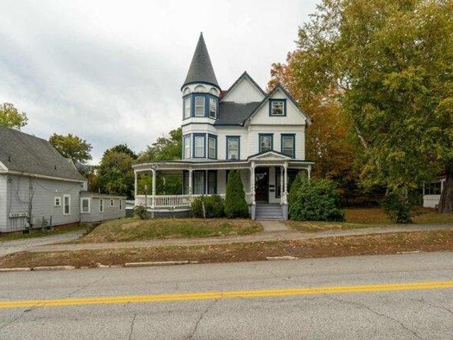 10 bedroom, Laconia NH 03246 103247345