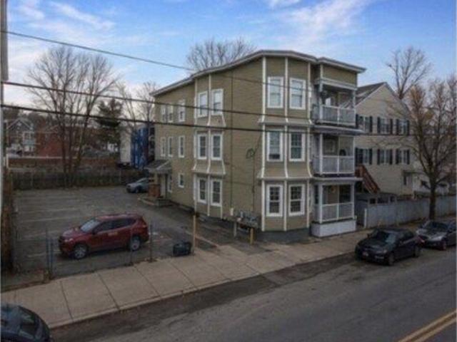 10 bedroom, Lawrence MA 01841 104191458