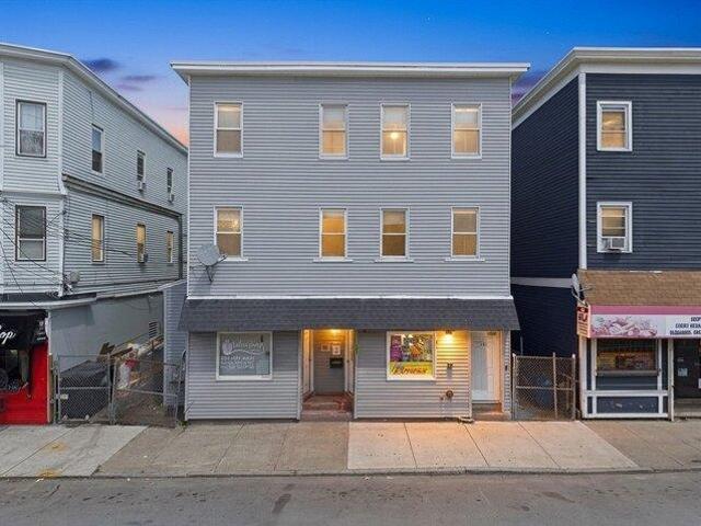 10 bedroom, Lawrence MA 01843 104569999