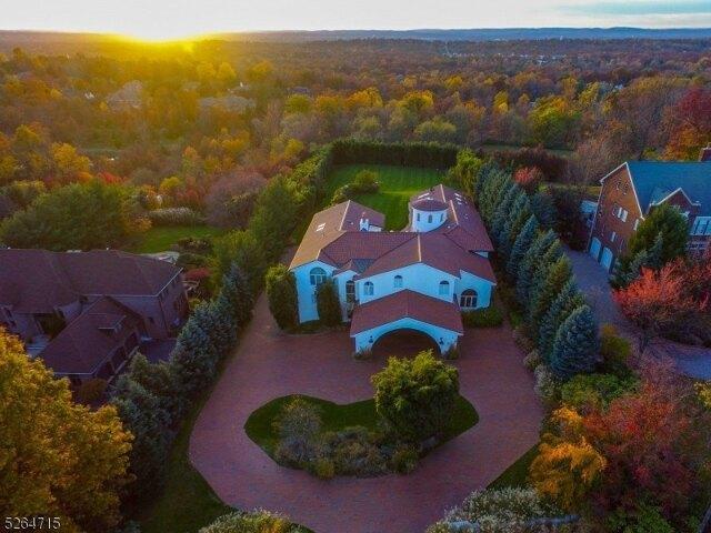 10 bedroom, Livingston NJ 07039 LS102218733