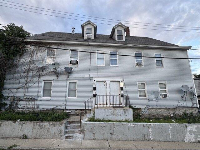 10 bedroom, Lowell MA 01852 105122551