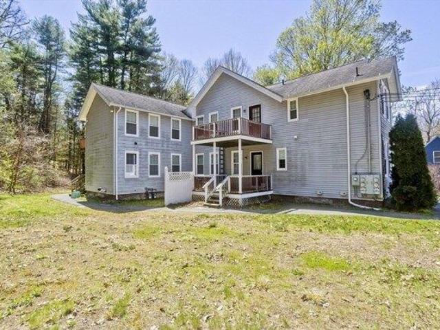 10 bedroom, Palmer MA 01069 102371727