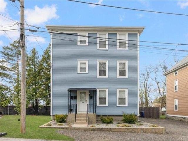 10 bedroom, Pawtucket RI 02860 102026390