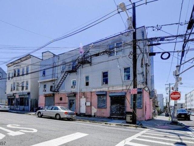 10 bedroom, Paterson NJ 07501 104568685