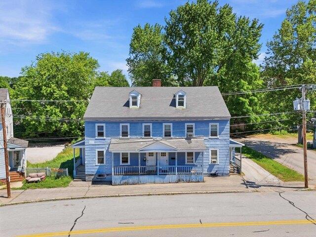 10 bedroom, Pembroke NH 03275 105116434