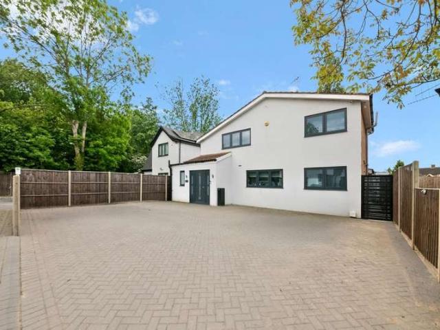 10 Bedroom Property