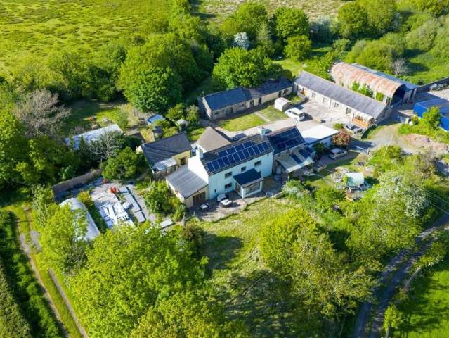 10 Bedroom Property
