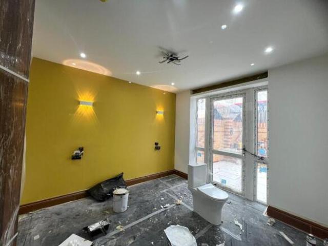10 bedroom semi detached house for rent in Warwick Road, Southall, Middlesex, UB2