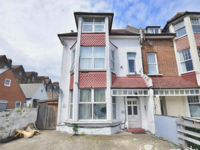 10 Bedroom Semi detached House For Sale In London