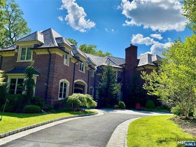 10 bedroom, Teaneck NJ 07666 105160342