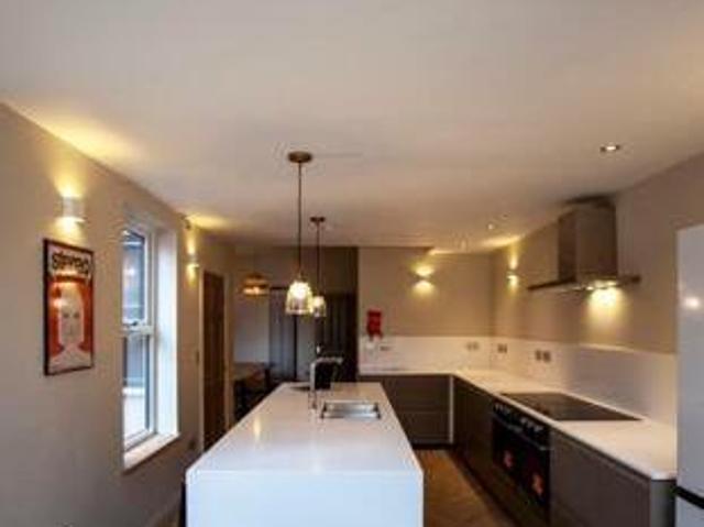 10 Bedroom Terraced House For Rent In Mancheser