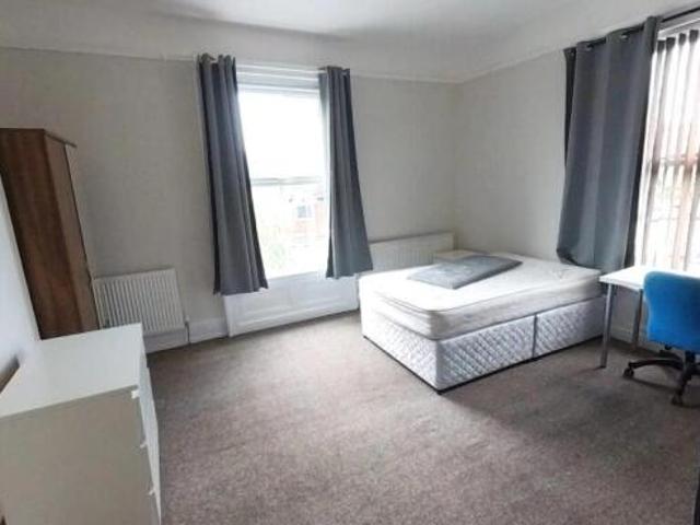 10 bedroom terraced house for rent in Mauldeth Road, Manchester, M20