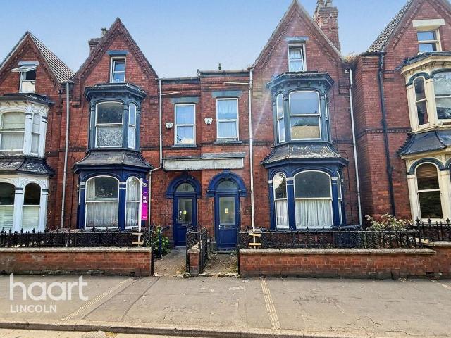 10 bedroom terraced house for sale
