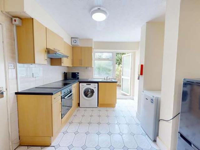 10 Bedroom Terraced House