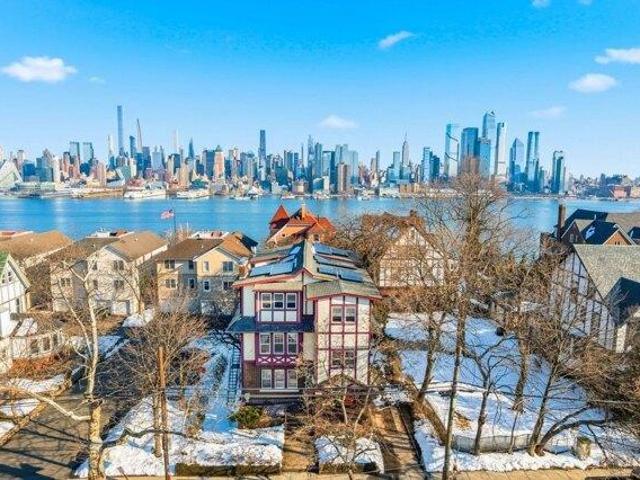 10 bedroom, Weehawken NJ 07086 102255669