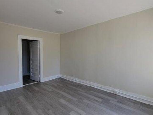 10 bedroom, Windham CT 06226 102727312