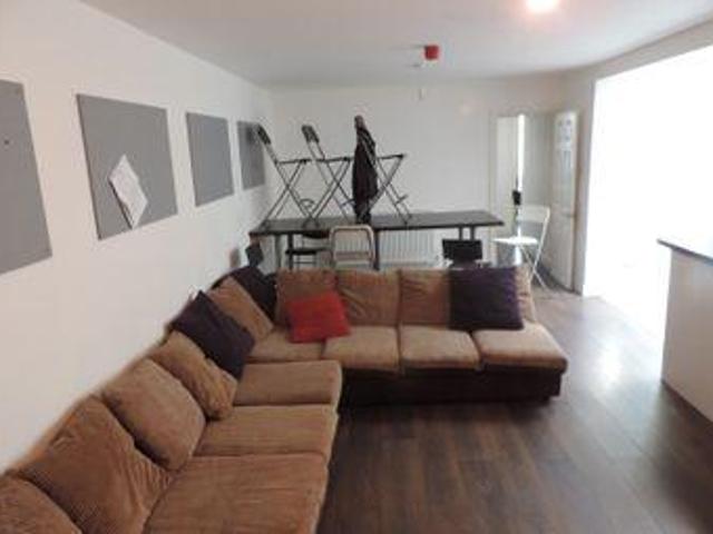 10 Bedrooms Terraced house for rent in Miskin Street, Cathays CF24