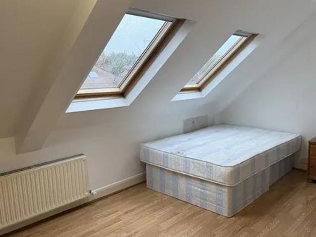 10 Beechcroft Avenue, London, NW11 8BL, United Kingdom | 1 bed house for rent #166977610 | Rentberry