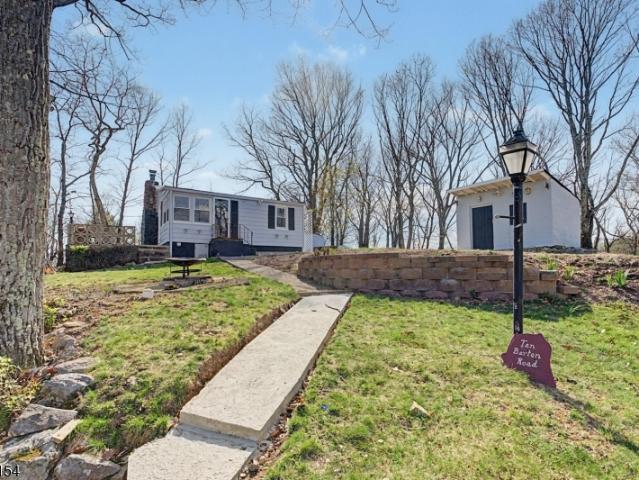 10 Berton Rd