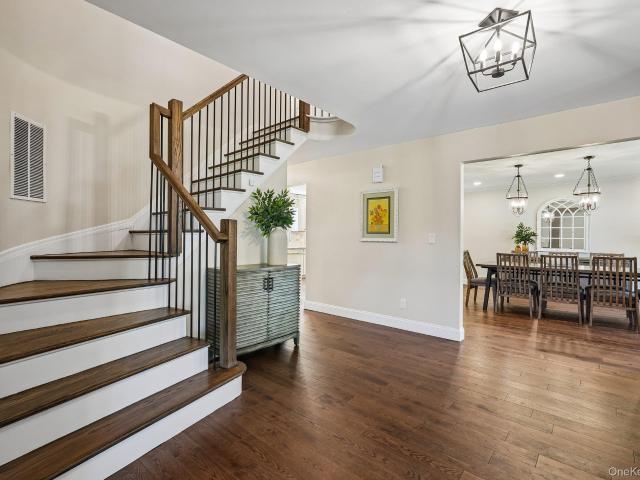 10 Berkshire Drive