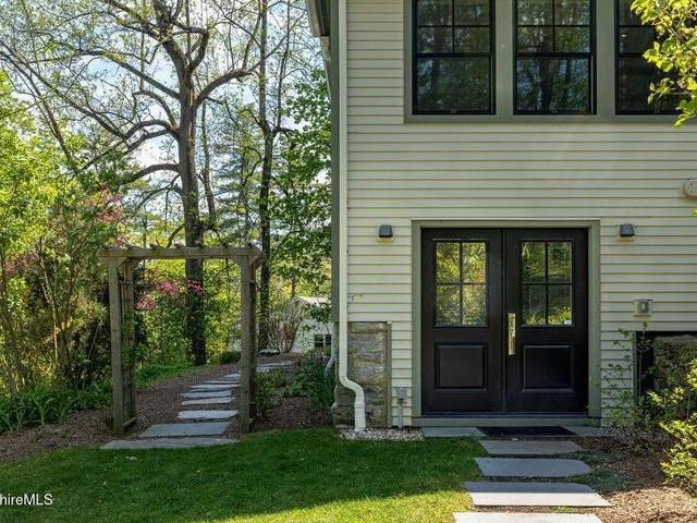 10 Berkshire Heights