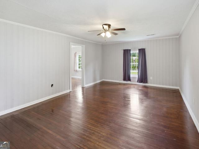 10 Betty K Avenue SW