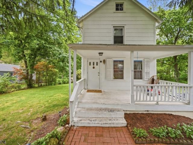 10 Bodnar St